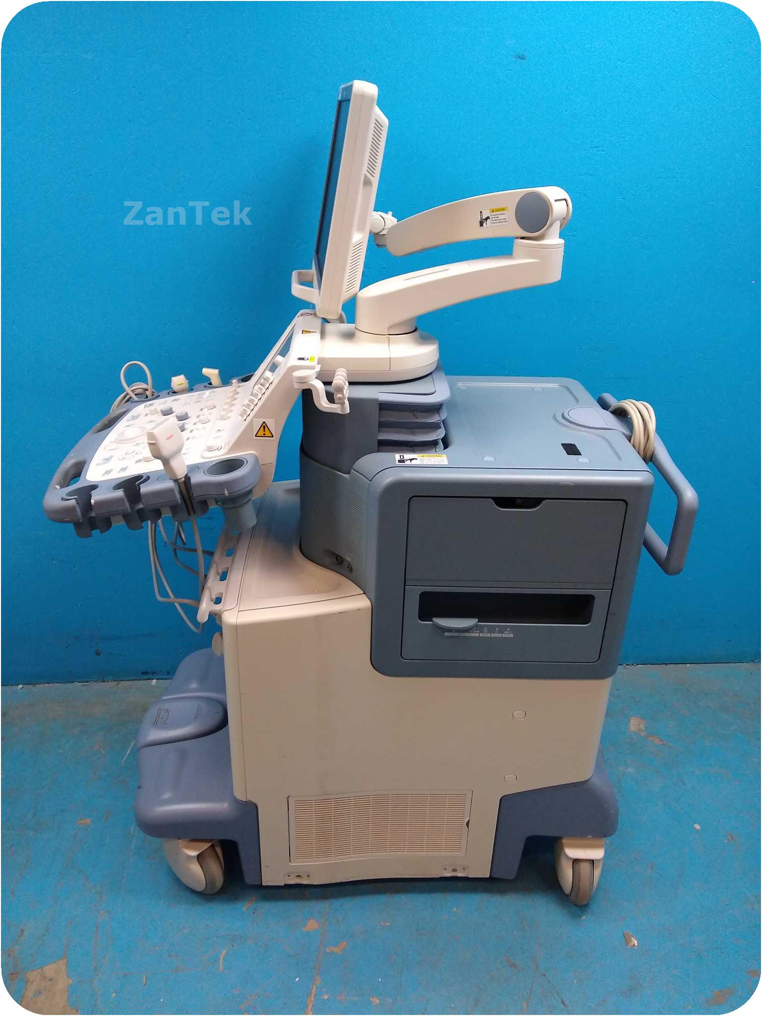 Zantek Medical - 305782-Toshiba Aplio XG Ultrasound System