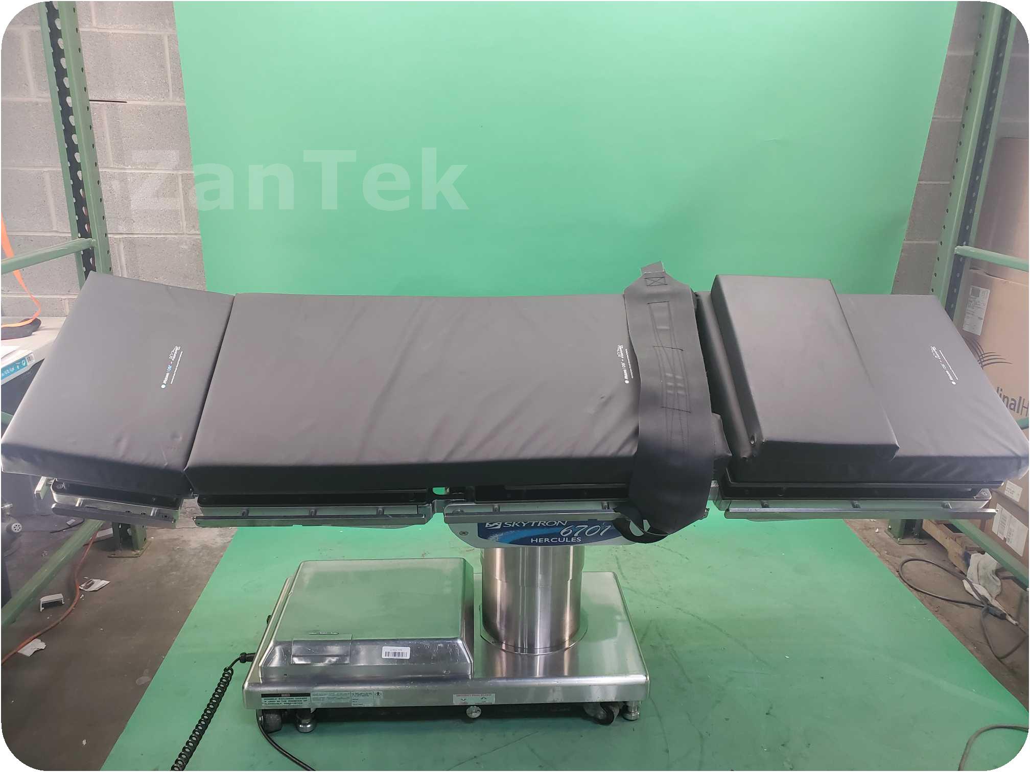 Zantek Medical - 316435-Skytron 6701 Hercules Surgical Table