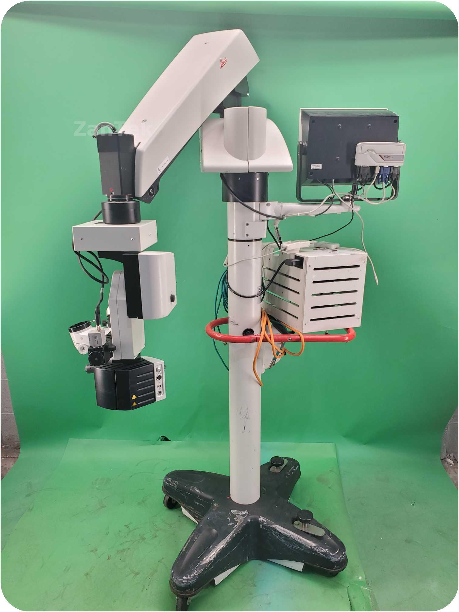 Zantek Medical - 339198-Leica M844 F40 Ophthalmic Surgical Microscope