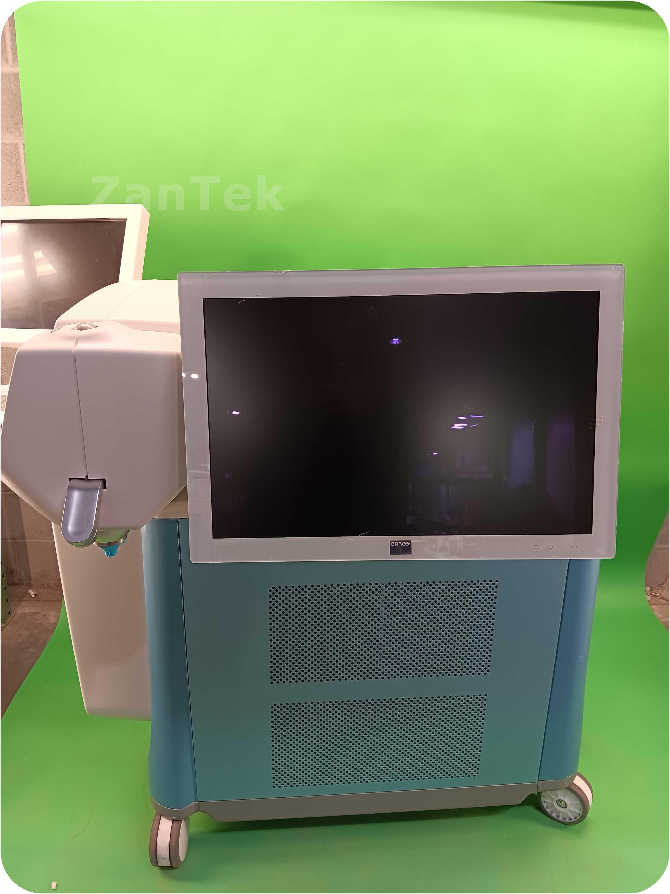 Zantek Medical - 343257-Alcon LenSx Laser System Femtosecond Cataract