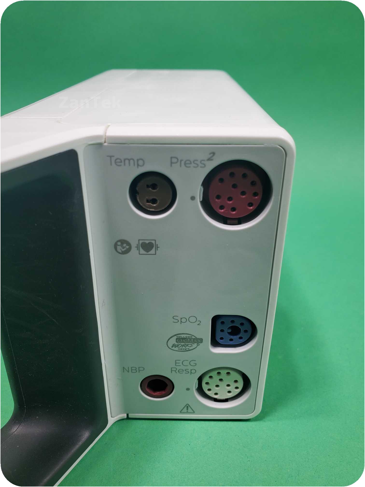 Zantek Medical - 348758-Philips IntelliVue X3 Patient Monitor